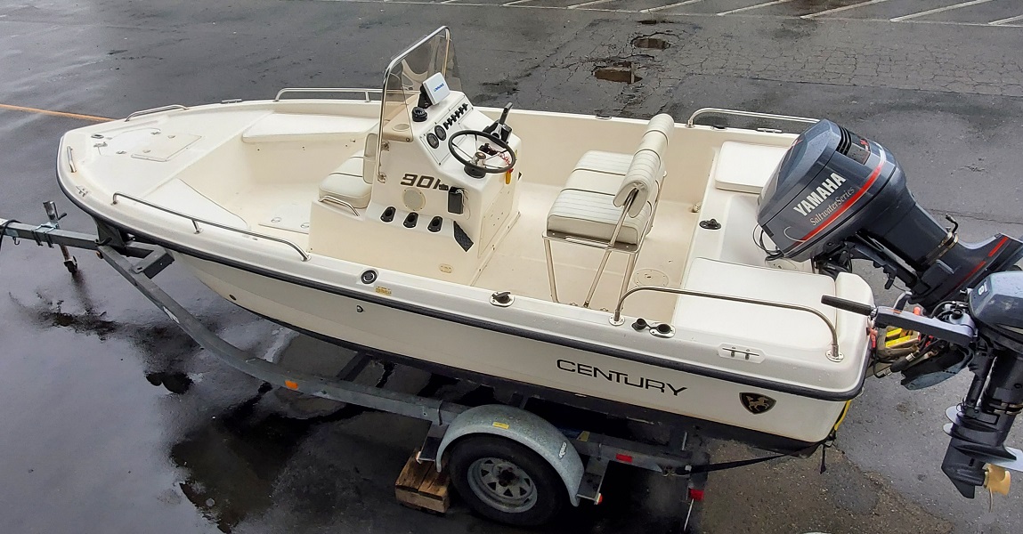 18' CENTURY 1901 BAY BOAT - WAYPOINT MARINE GROUP